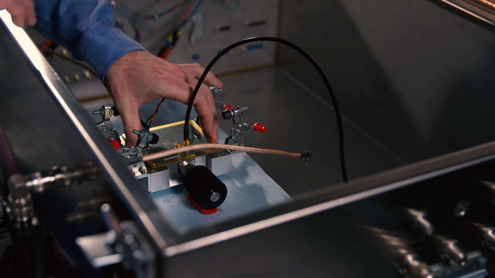 Mooser – your expert and reliable partner for all aspects of EMC